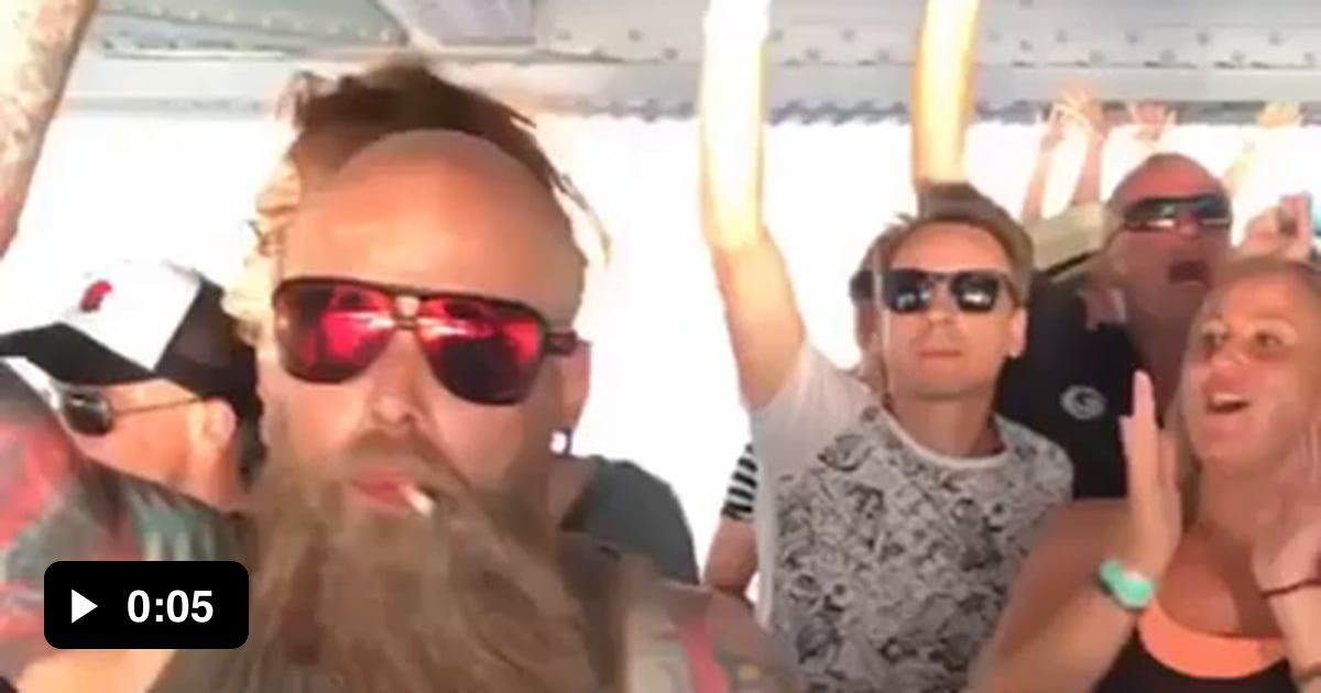 Wannabe cool dude - 9GAG