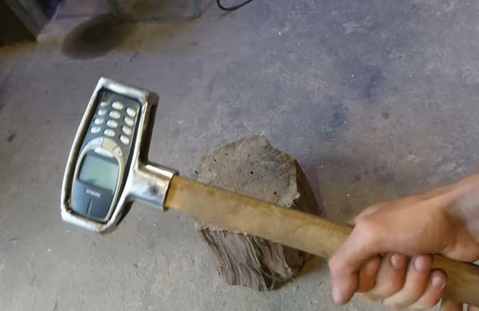 Nokius, wielder of the nokia hammer - 9GAG