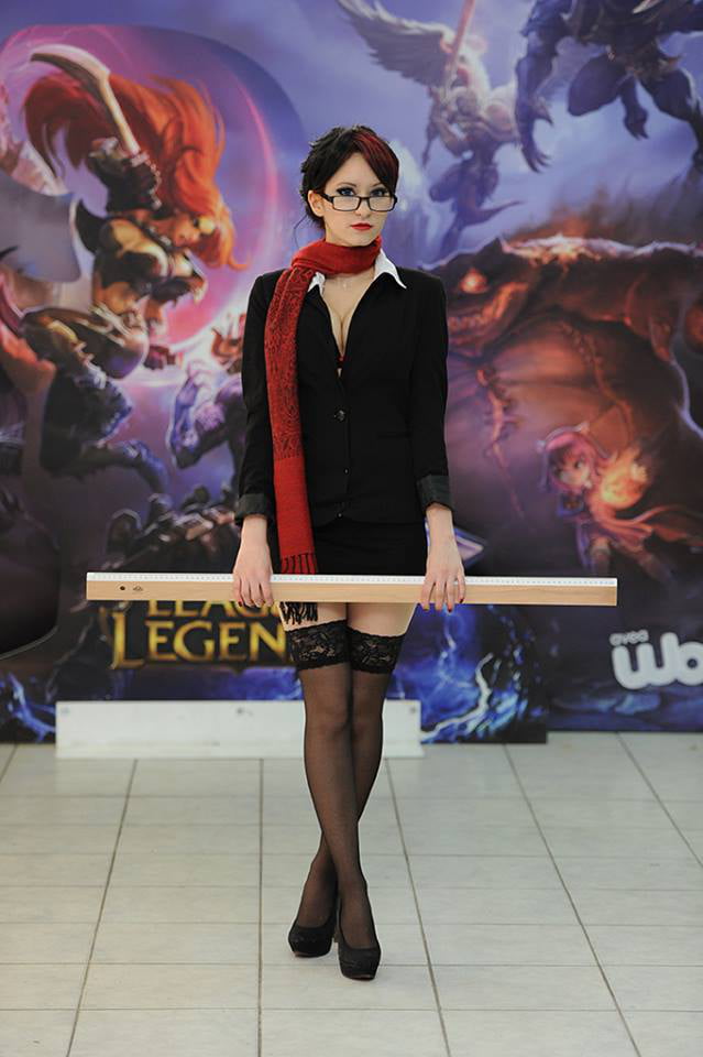 League of Legends Fiora cosplay by Nenyal Cosplay (retired) - 9GAG