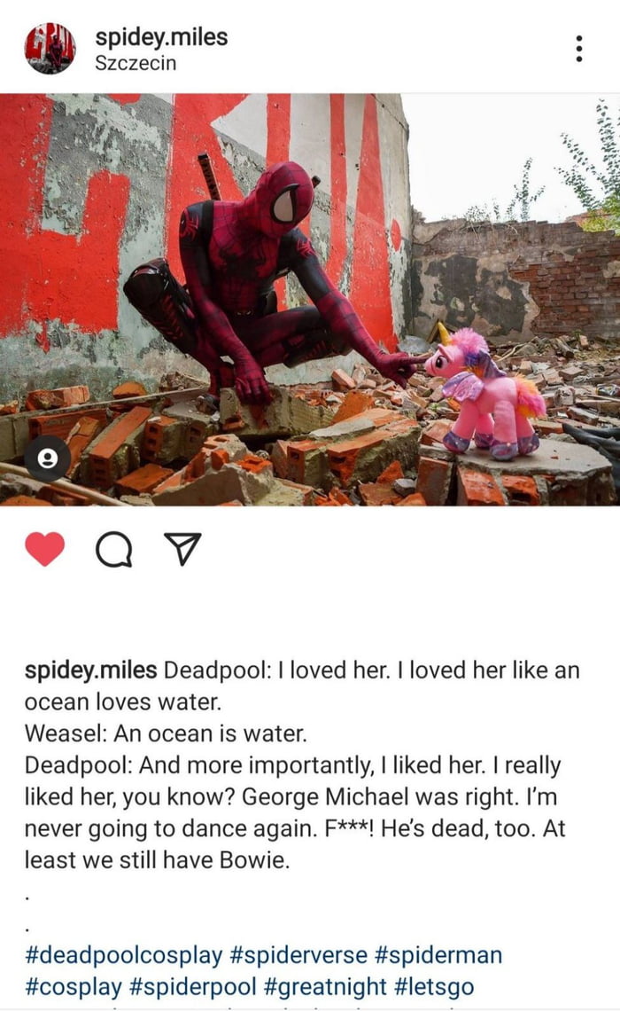 Awesome Cosplayer makes smile at childrens faces. - 9GAG