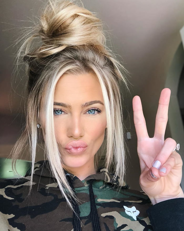 Rylee Jean Kirk (@ryleejeankirk) - 9GAG