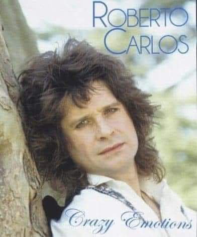 Está raro el disco. ¿Qué canciones traerá? - 9GAG