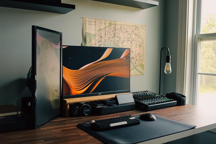 Productivity and enjoyment - 9GAG