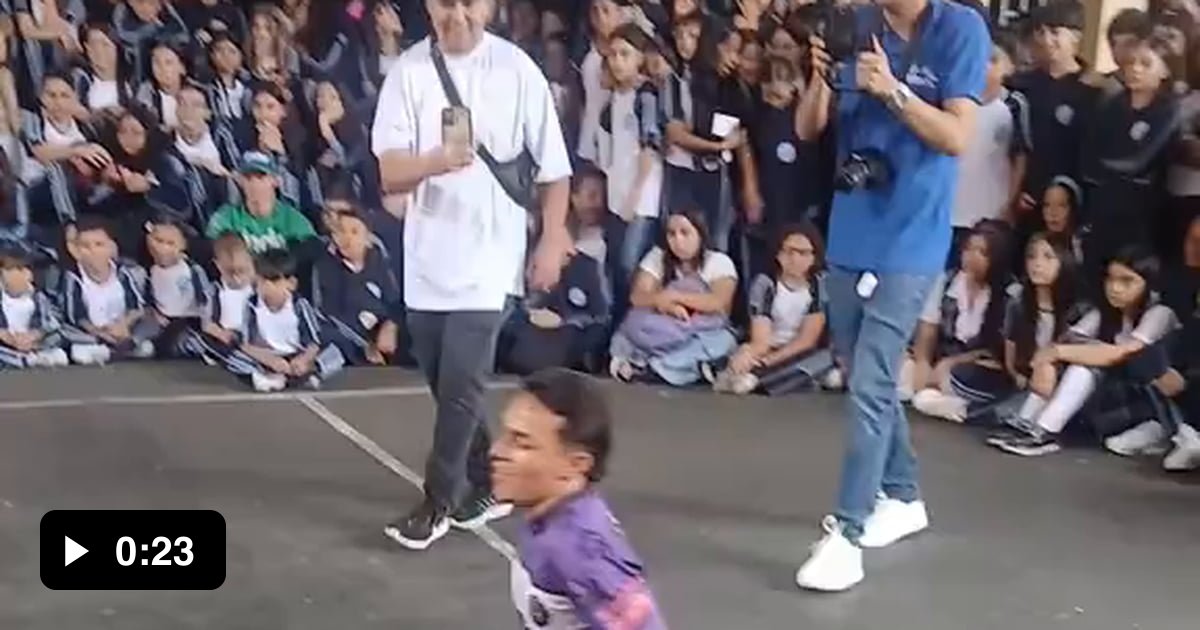 9gager mating dance. - 9GAG