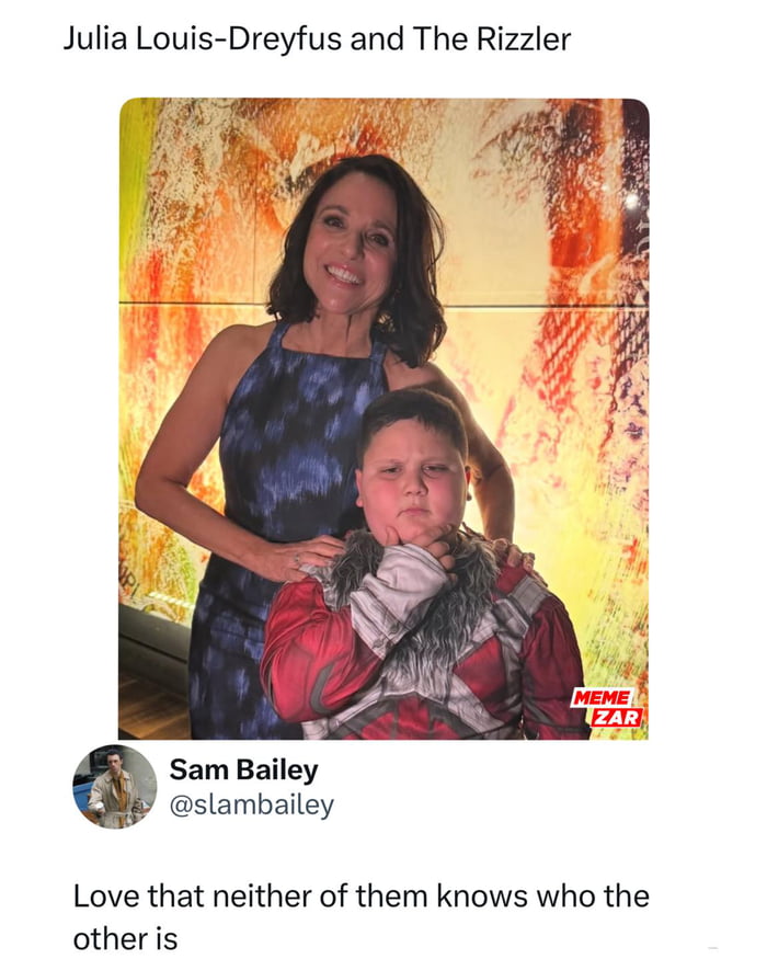 Unexpected celebrity duo strikes again - 9GAG