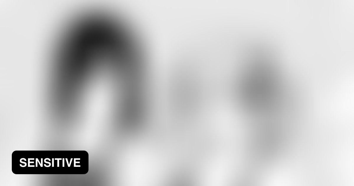 Nino By The School Pool (Quintessential Quintuplets) - 9GAG