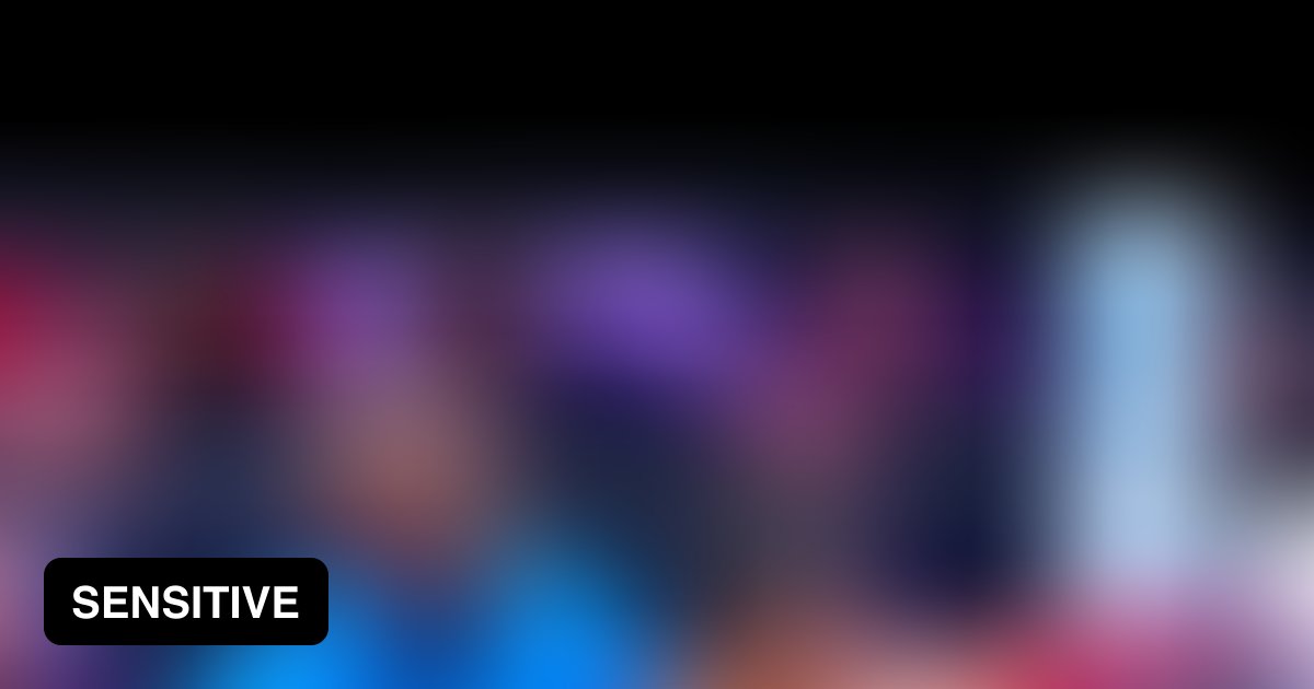 This referee's reactions are everything - 9GAG