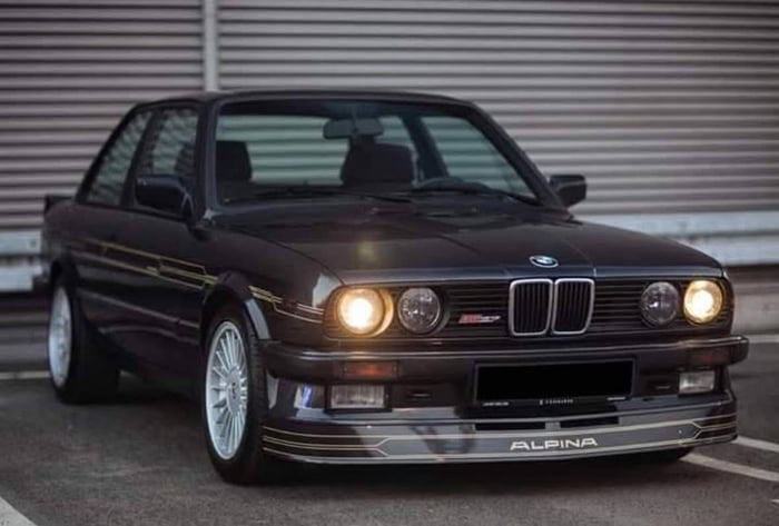 Alpina B6 2.7 E30 - 9GAG