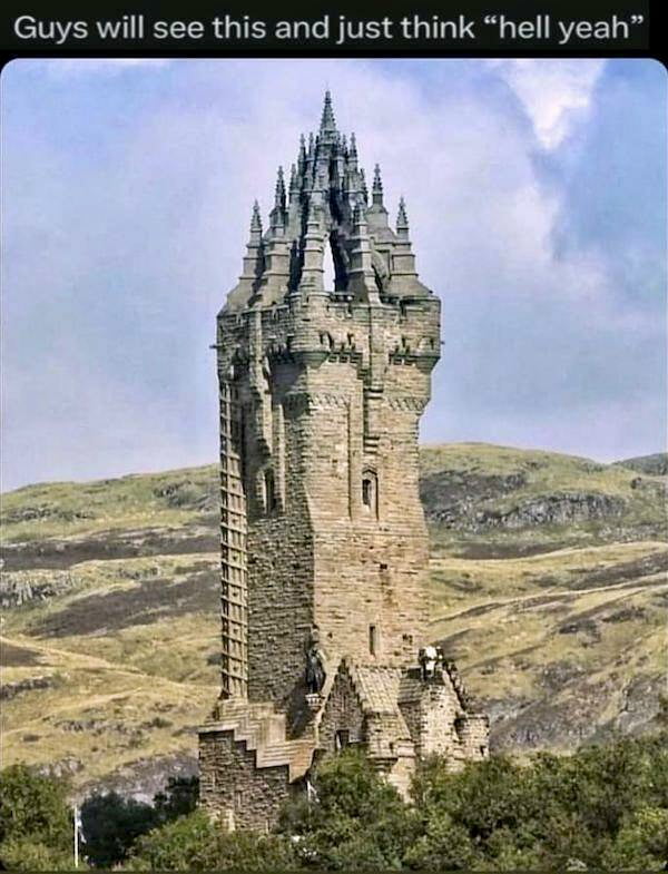 Looks fake to me. Probably just a 5G tower - 9GAG