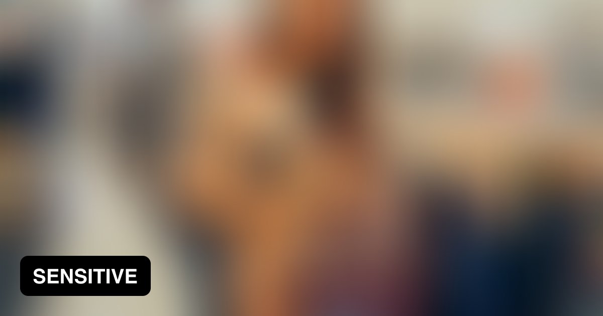 I'll need help in the dressing room - 9GAG