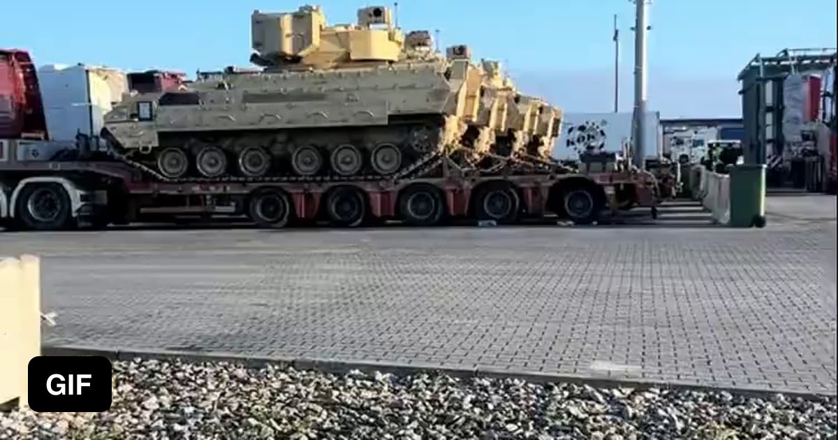 West being tired of helping Ukraine day 790 (Zheszuw, Polen) - 9GAG