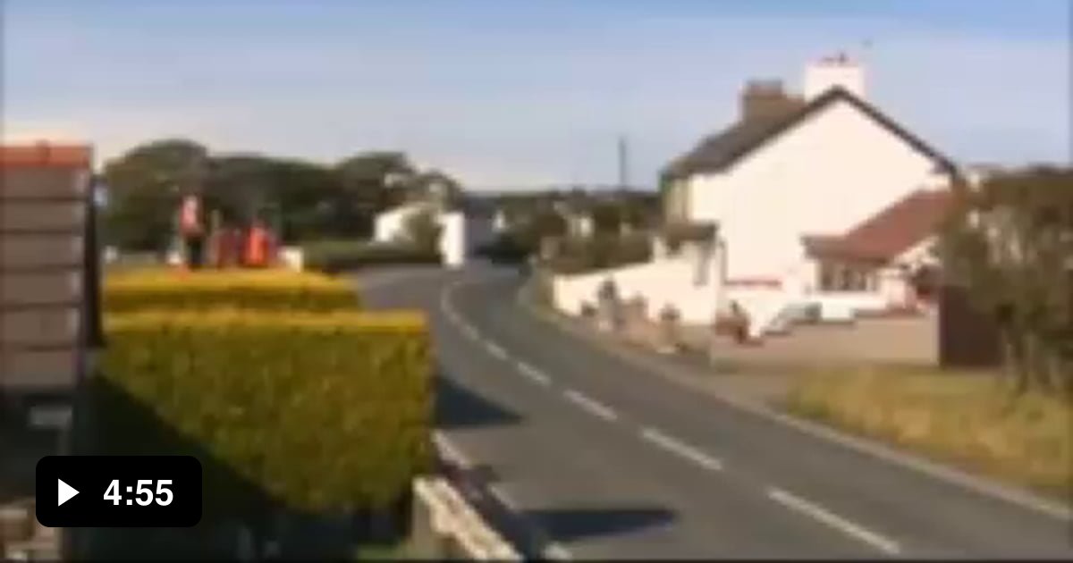 Isle of man tt close calls/crashes - 9GAG