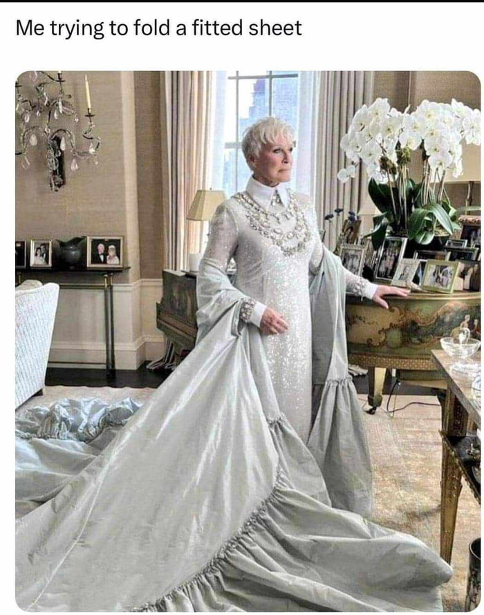 Fitted sheets need labels ! - 9GAG