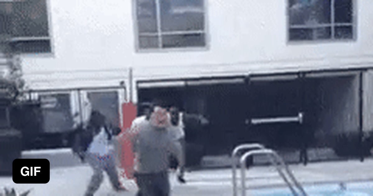 Everytime when I encounter volatile zombies in Dying Light. - 9GAG