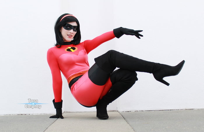Violet Parr cosplay by Tara Cosplay - 9GAG