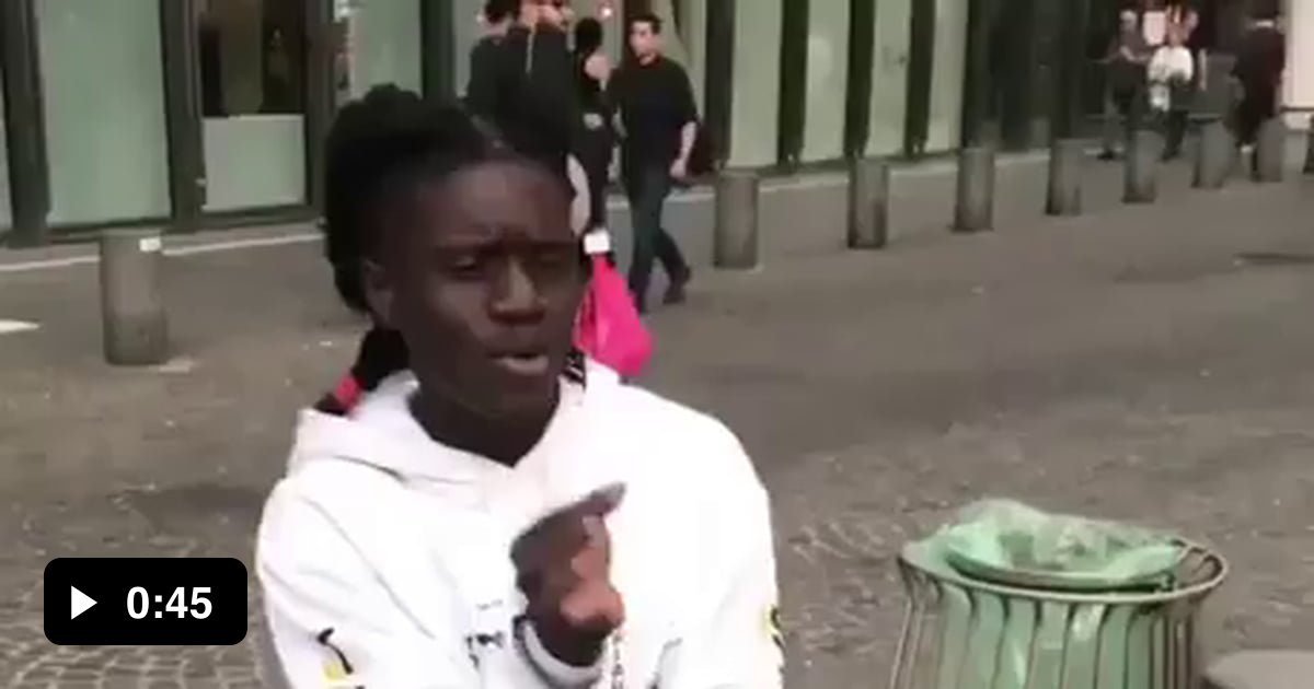 One smooooth moonwalk - 9GAG