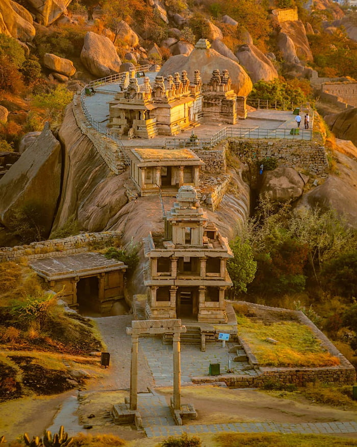 Hand carved stone temple, chitradurga fort , india - 9GAG