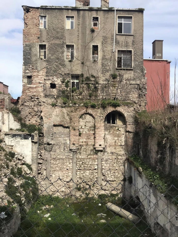 AD 500, AD 1500, Present - 9GAG