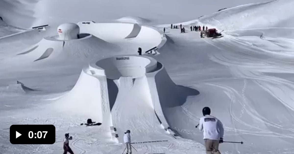Perfectly sculpted snow park and a lazy backflip - 9GAG
