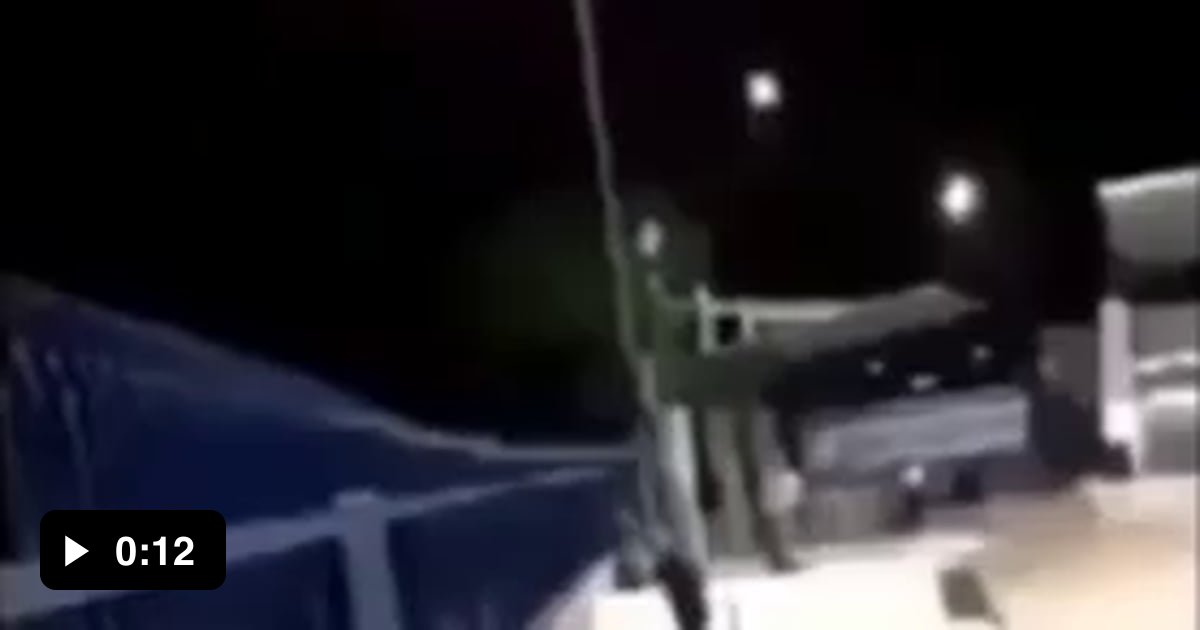 Physical Cringe - 9GAG