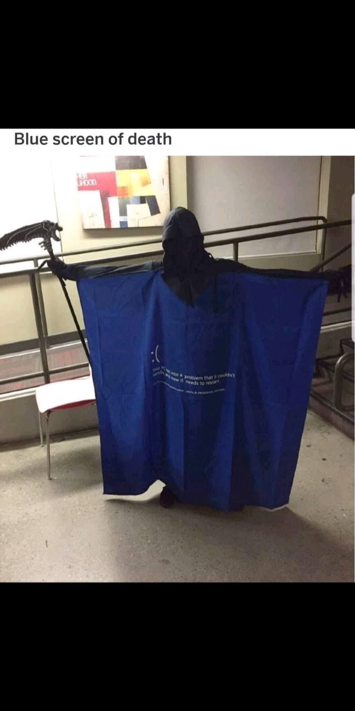 Blue screen of death Halloween costume! - 9GAG