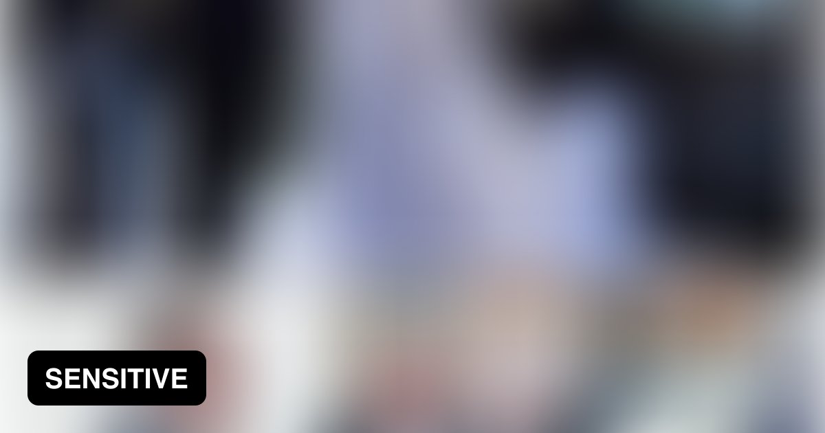 The easiest dot-to-dot game - 9GAG