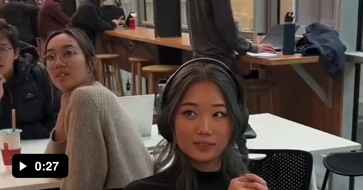 Insert GIF *Magic* - 9GAG