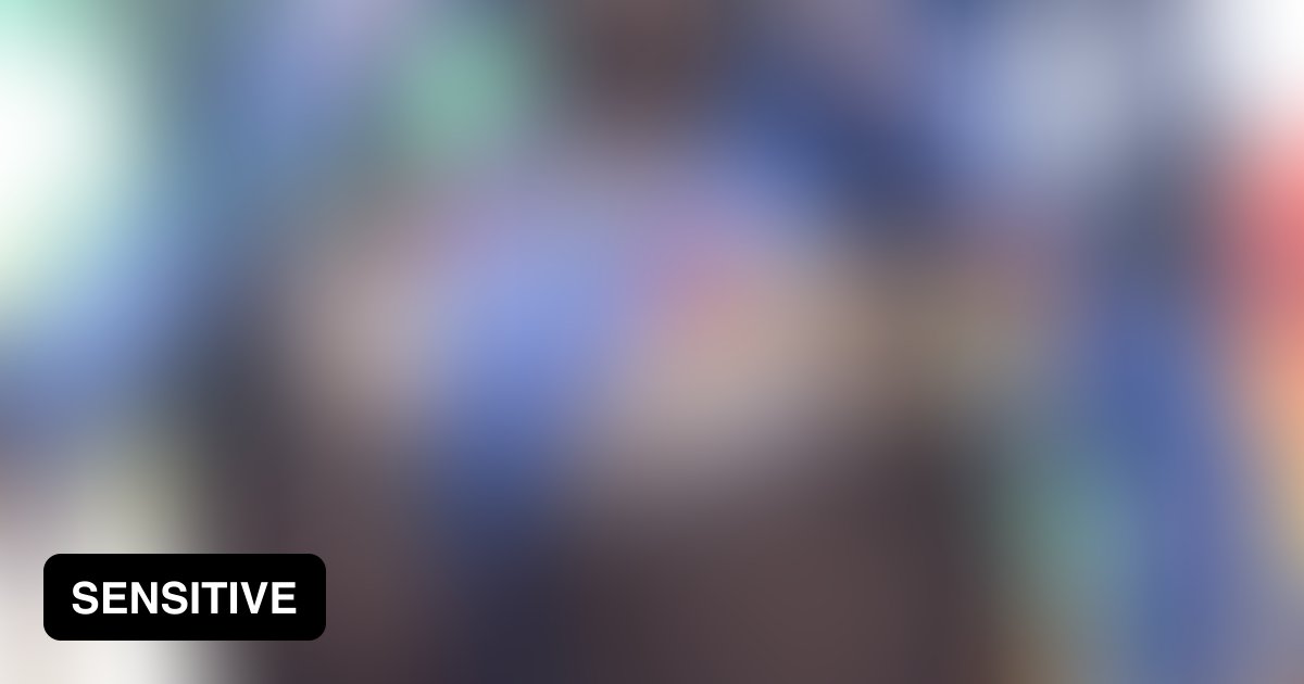 Mona's Huge Ass - 9GAG