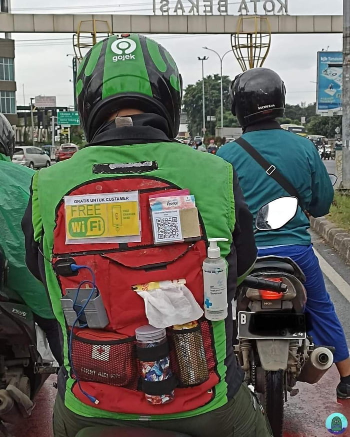 Gojek upgrade version - 9GAG