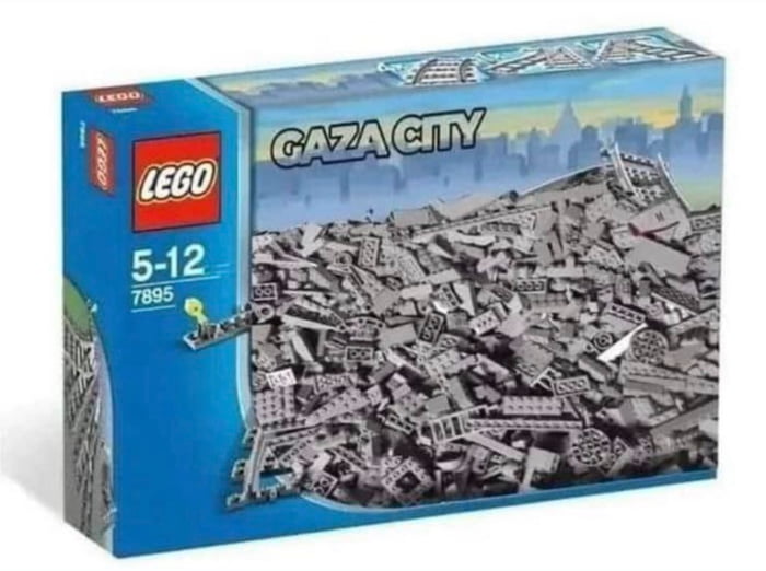 Latest Lego set just dropped - 9GAG