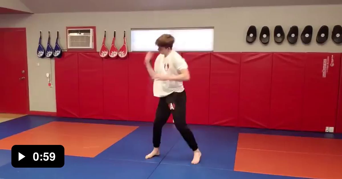 Insane Bo Staff skills demonstrated by World Champion Noah Fort - 9GAG