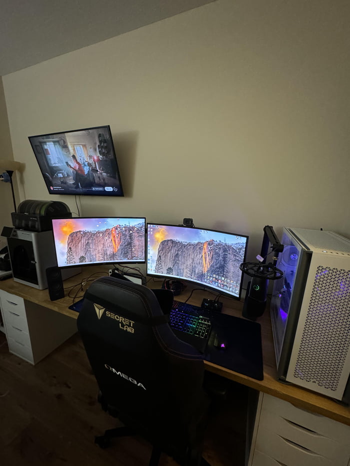 Finally got everything set up after moving - 9GAG