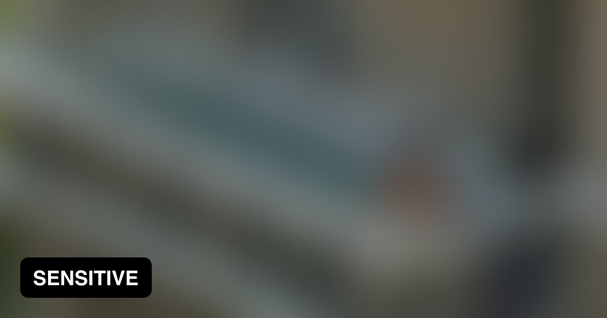 Private swimming pool - 9GAG