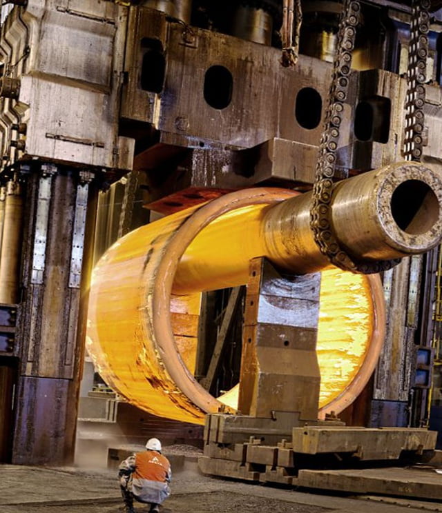 Nuclear reactor being forged - 9GAG