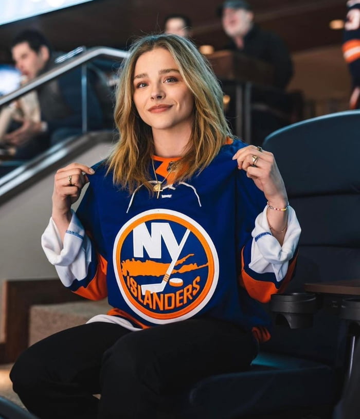 Chloe Grace Moretz 9gag