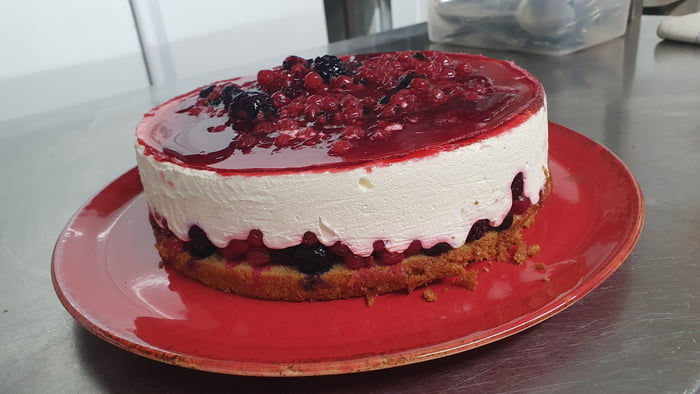 Homemade mixed Berry torte, thought it looked pretty. - 9GAG
