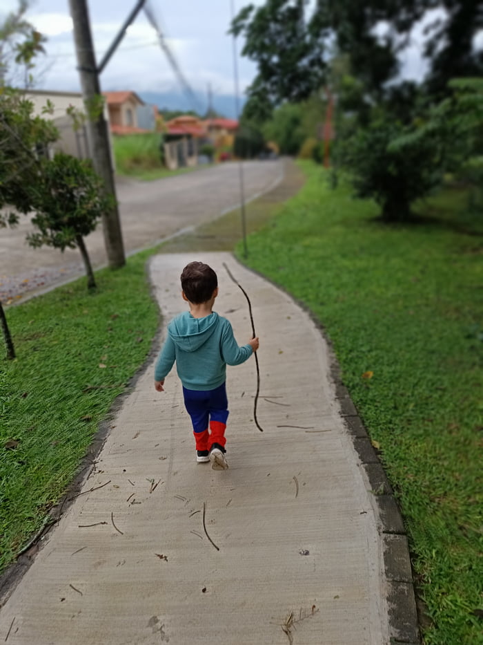I don't have a stick, but my son does!? I'm out - 9GAG