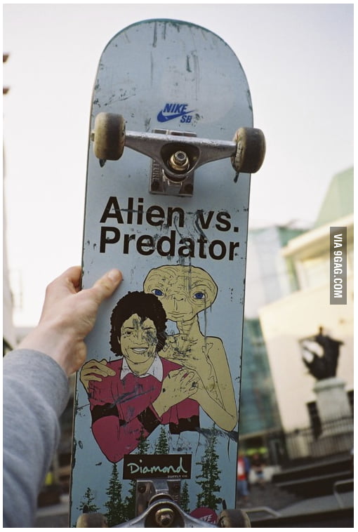 Alien vs. Predator - 9GAG