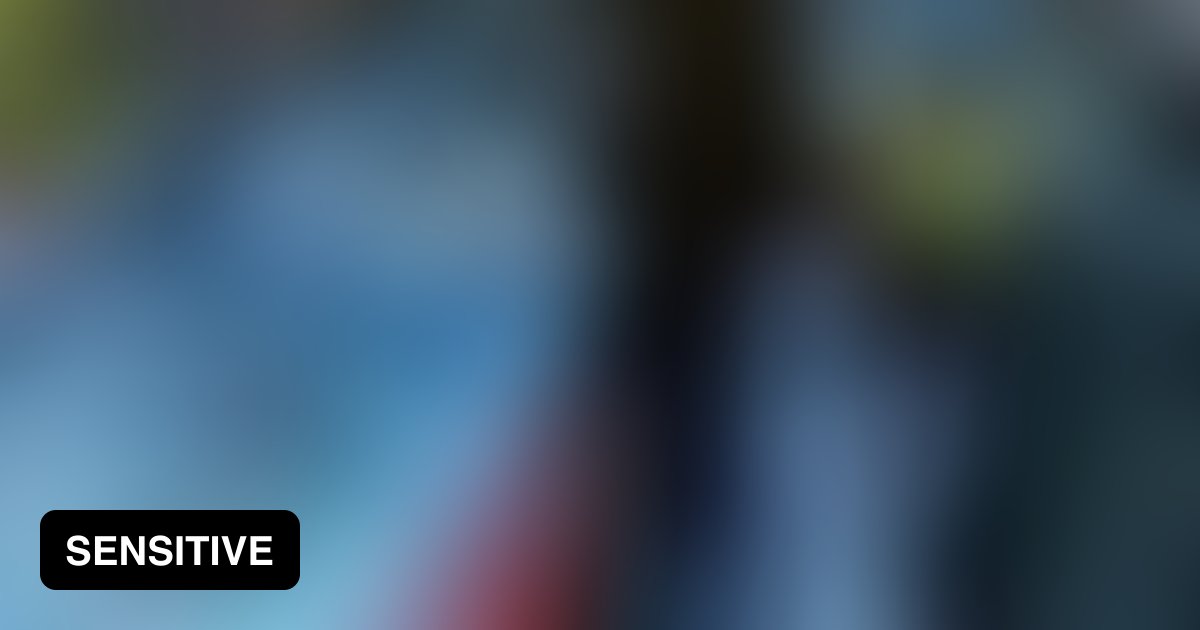 Old man air humping women in a store - 9GAG