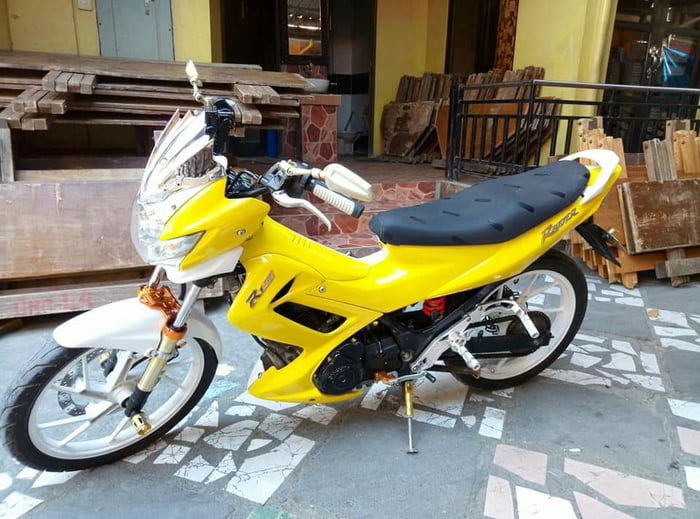 Who loves underbone motorcycle? - 9GAG