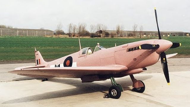 The Pink Spitfire, usually flown at sunrise and sunset to avoid detection, 1940’s. - 9GAG