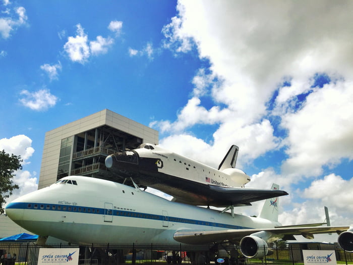 ITAP of the Independence space shuttle mounted on a Boeing 747 at NASA ...