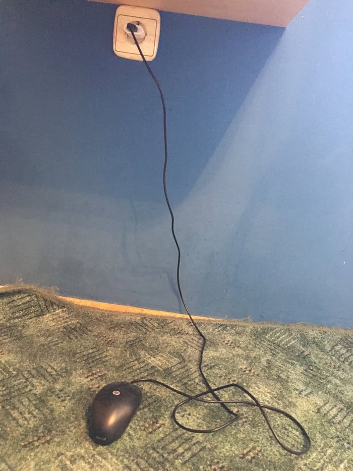 *Hacker voice* I'm in - 9GAG