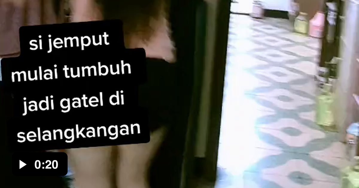 Sekarang lagi trend Pekob Indo yang lagi niru Pekob Japan dengan cara cukur rambut jembut sama ...