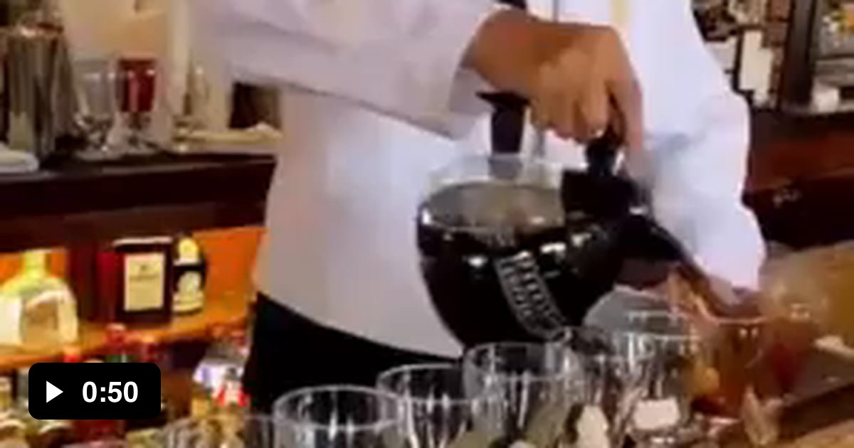 Irish barman making Irish Coffees - 9GAG