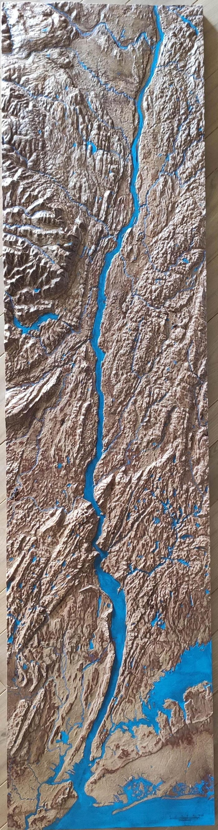 Very detailed elevation map of Hudson valley cut in wood - 9GAG