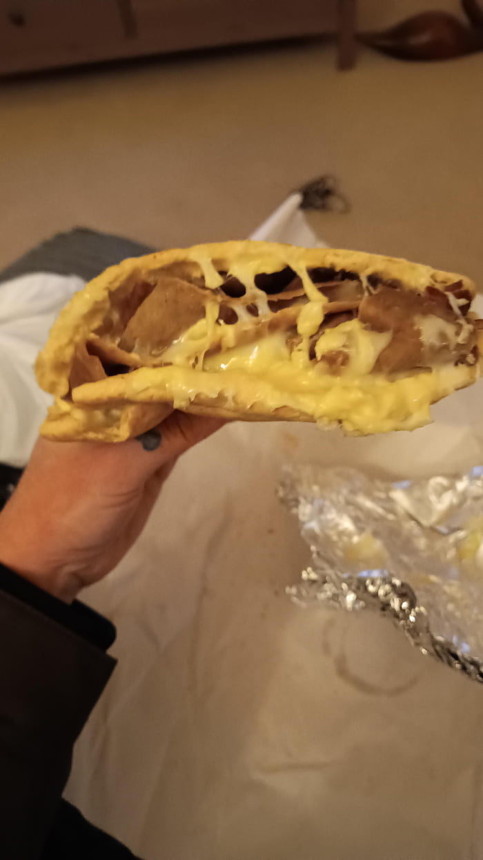 Cheesy doner - 9GAG
