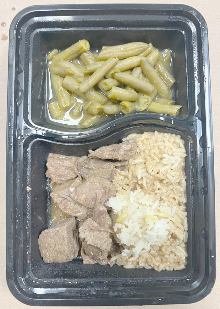 $12 Lunch: Beef Morsels with White Rice & Green Beans - 9GAG