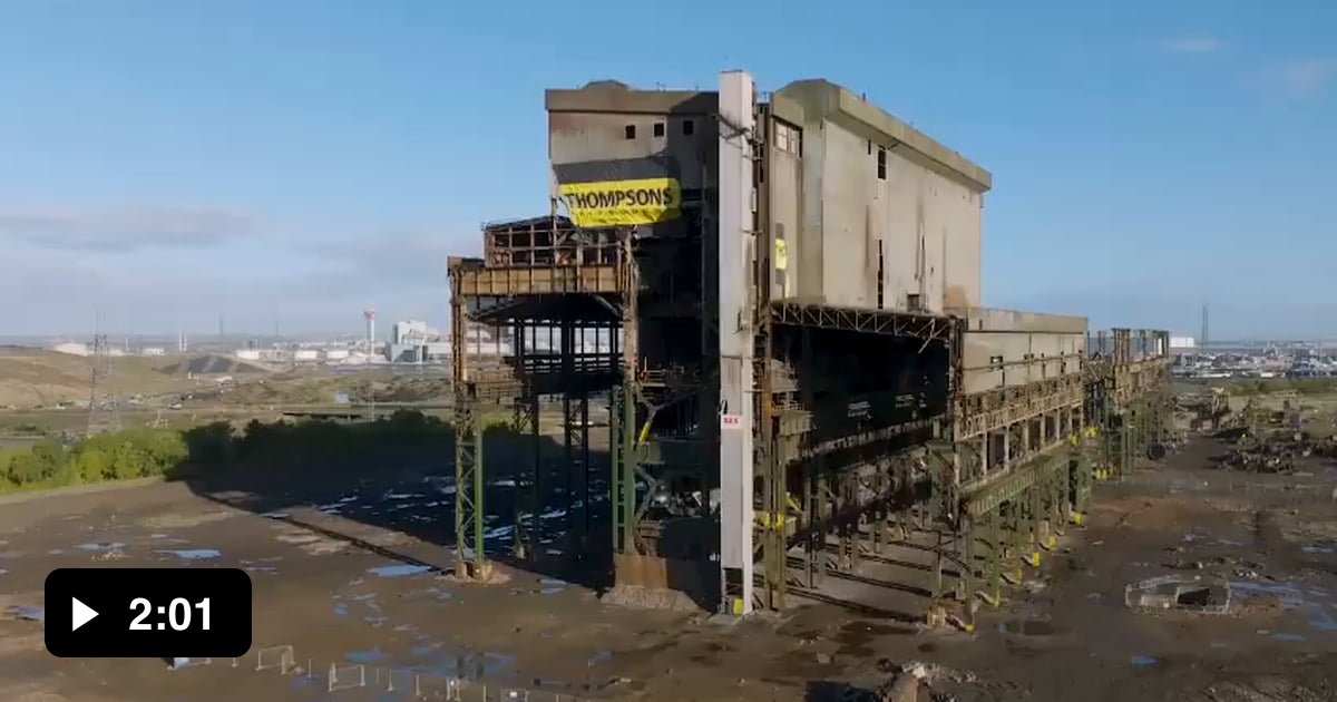 Drone footage from Teeside (UK) steelworks demolition today. The ...