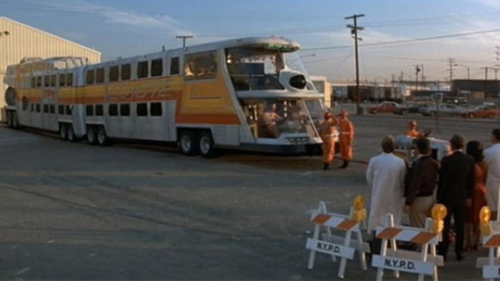 The cyclops, first nuclear engine bus drove nonstop from new york to ...